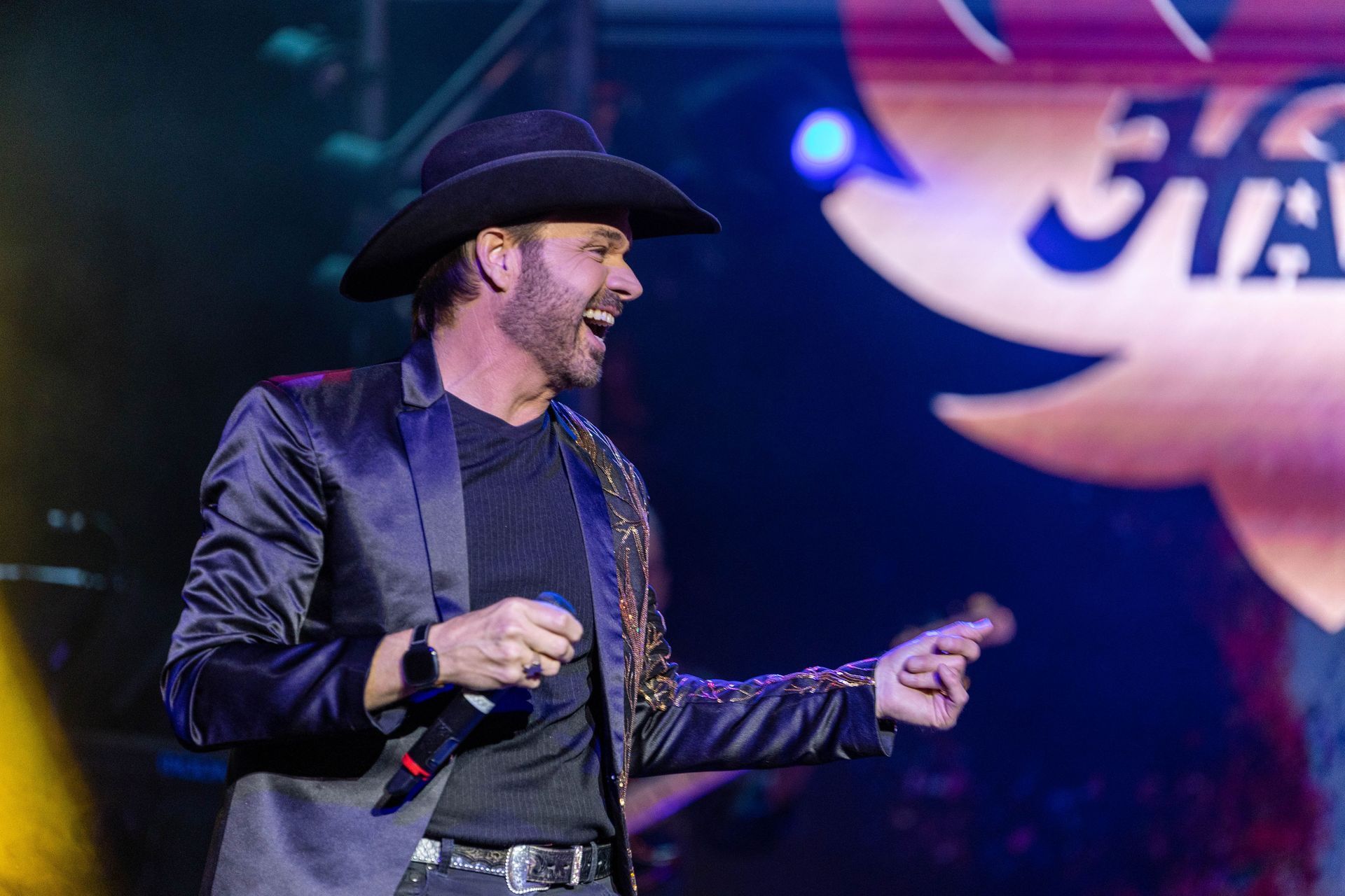 Clay Cooper's Country Express | Clay Cooper Theatre Branson