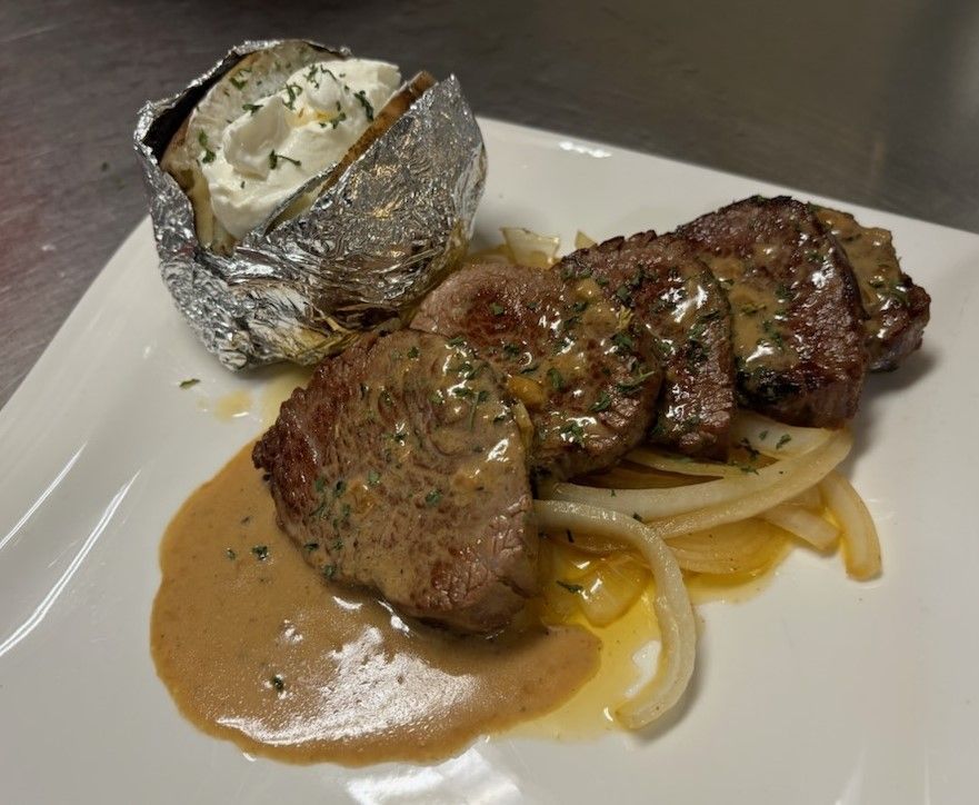 Local Restaurant | Wausau, WI | The Loading Zone