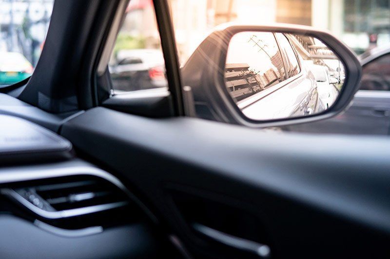 Side Glass Replacement in San Antonio | Omni Auto Glass