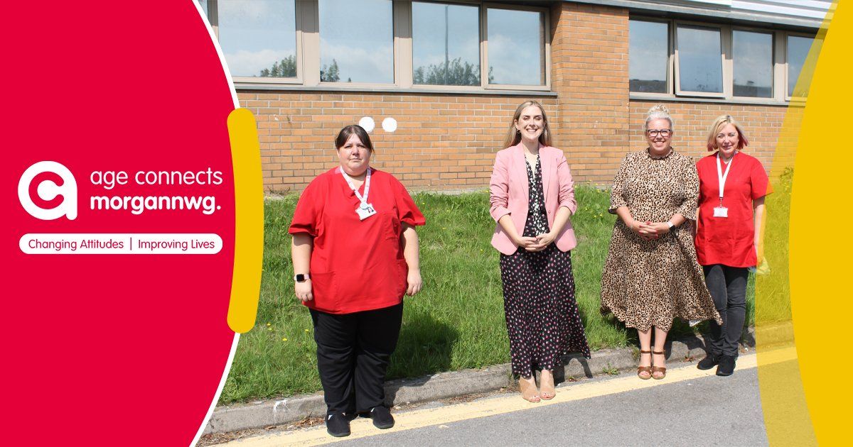 Sarah Murphy MS Visits Ysbyty'r Seren