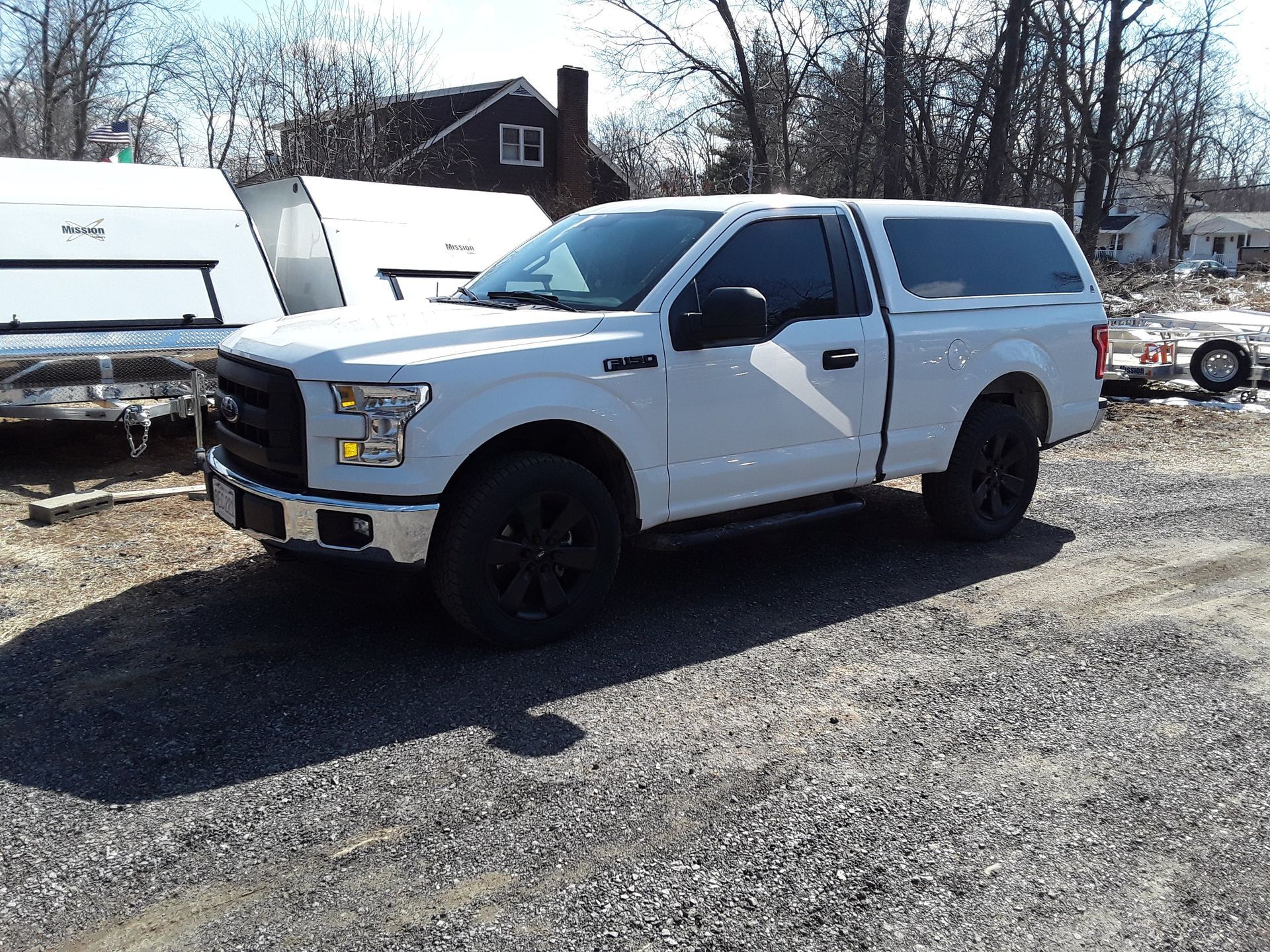 Leer 100XQ Sport Truck Cap | Mastercraft Truck Caps LLC | New England