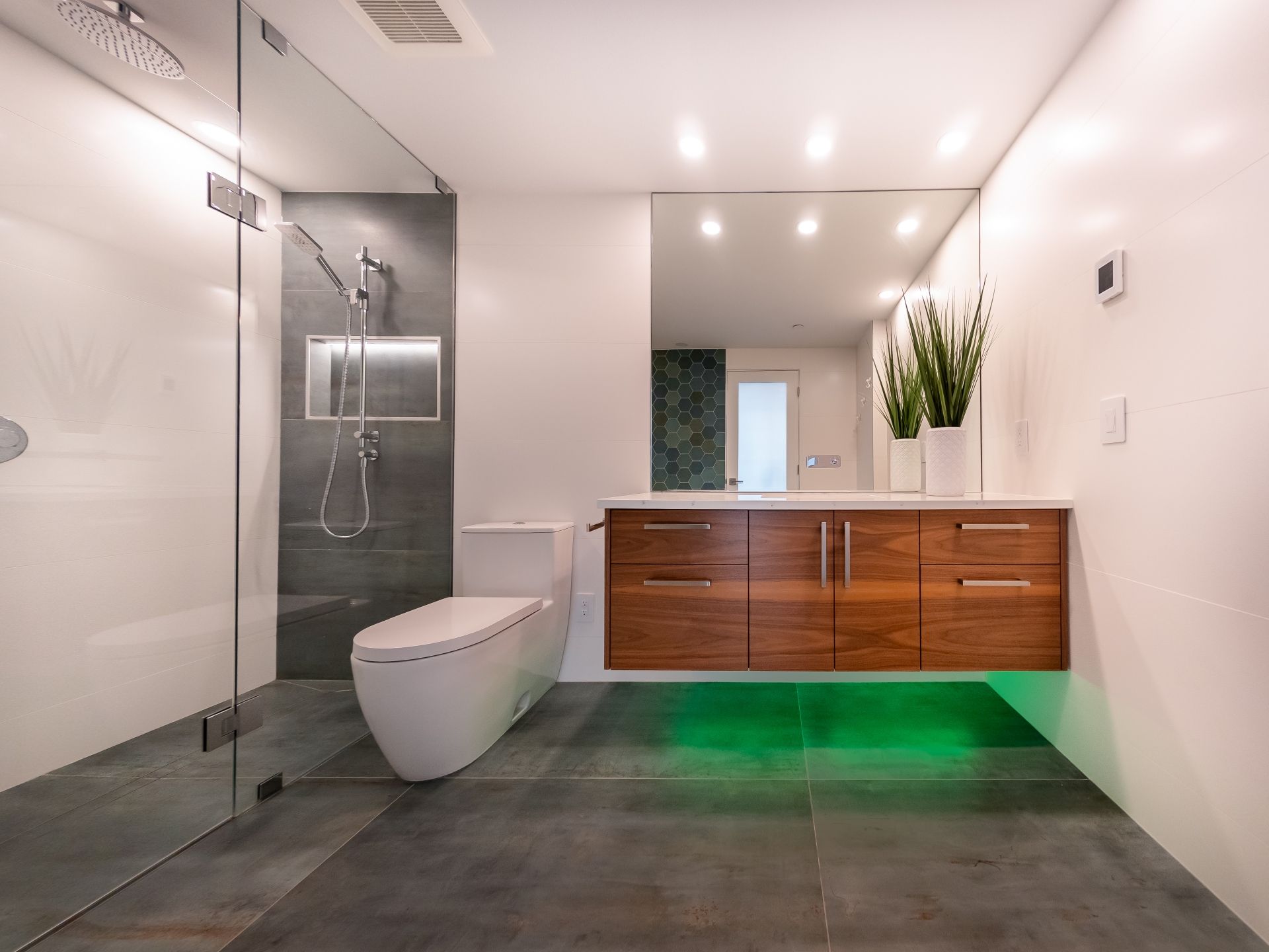 KITSILANO PENTHOUSE | Bathroom Renovation | Rodrozen Design + Build