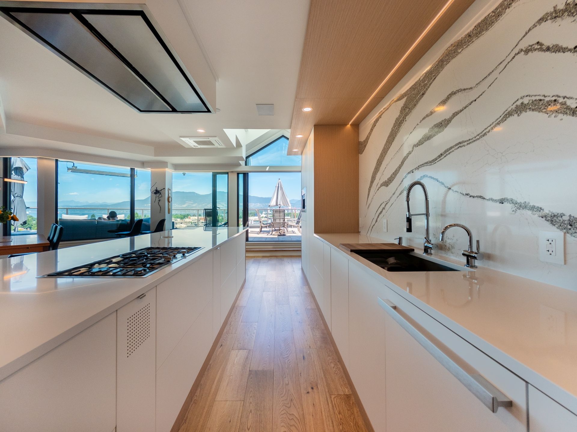 RODROZEN DESIGN + BUILD | Interior Design & Build Construction ...