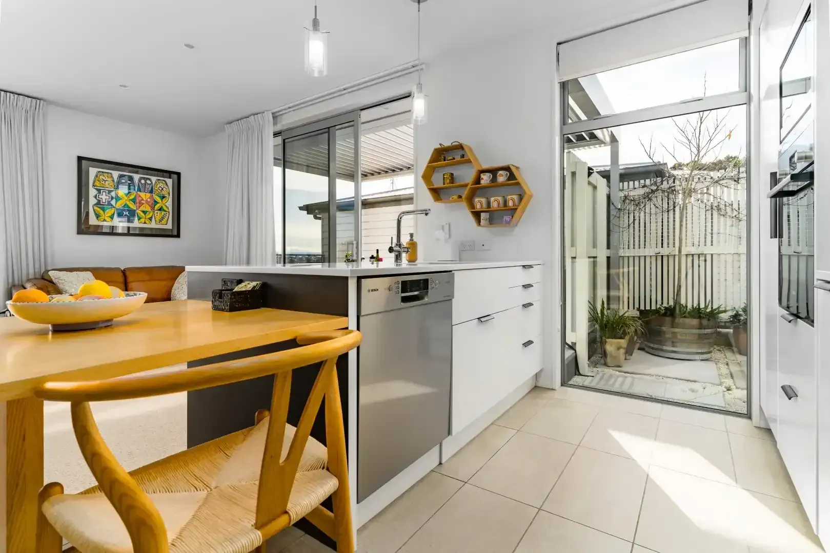 What to Expect in First Meeting with a Kitchen Designer?