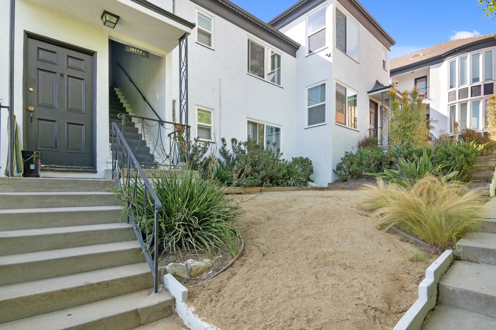 Residential | Riviera Management | Los Angeles, CA