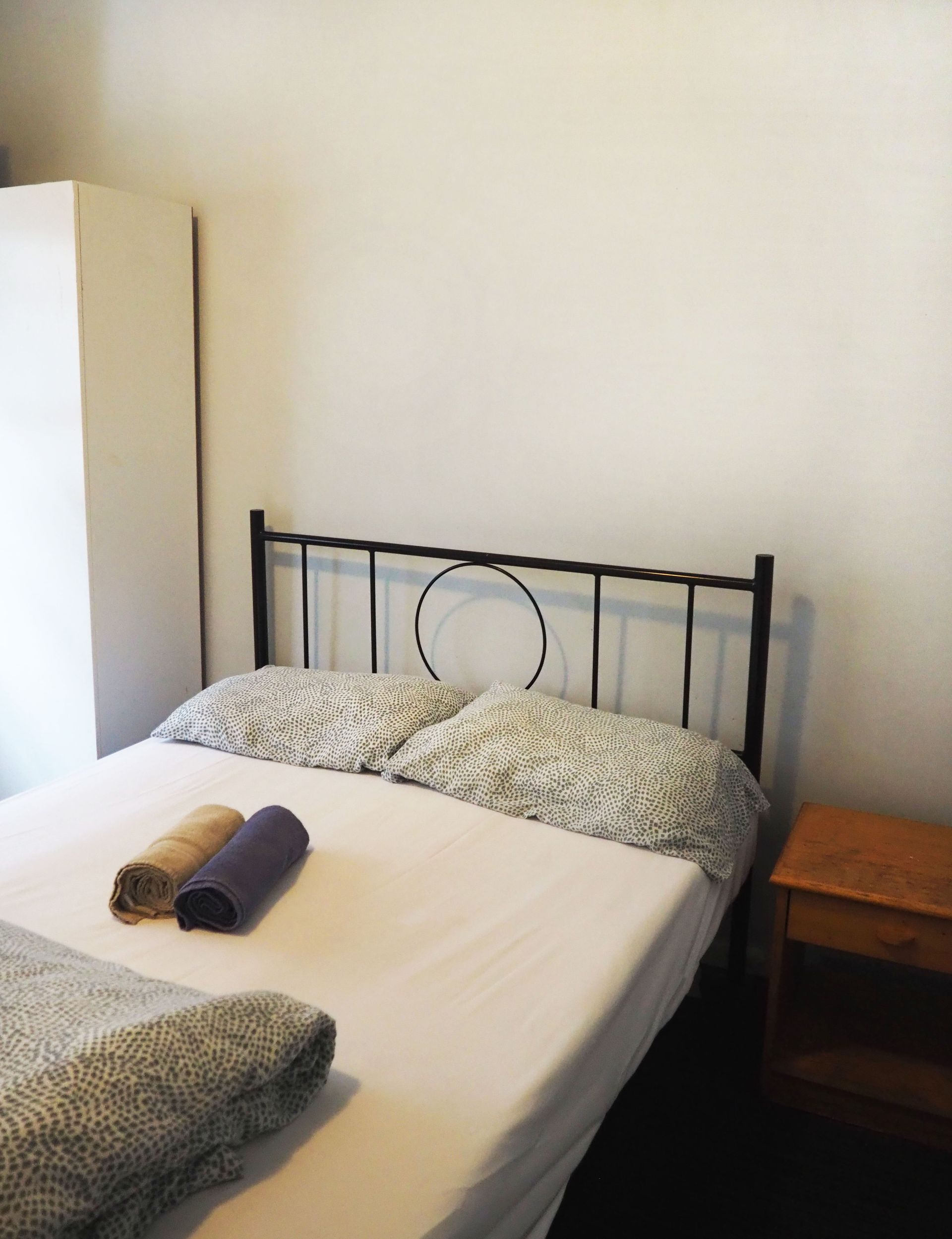 Dorms & Private Room Hostel in St Kilda, Melbourne | Pint on Punt ...