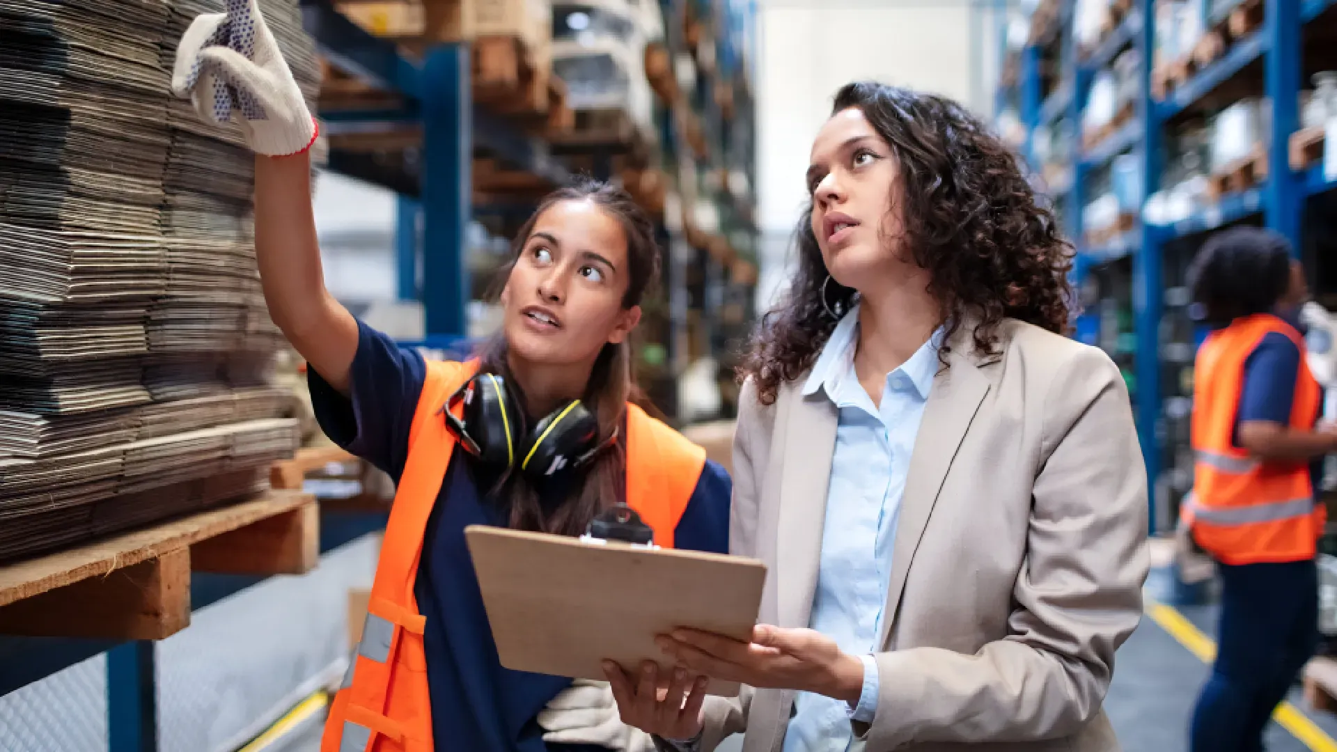 Women in Trades: Breaking Barriers Filling Gaps in Australia