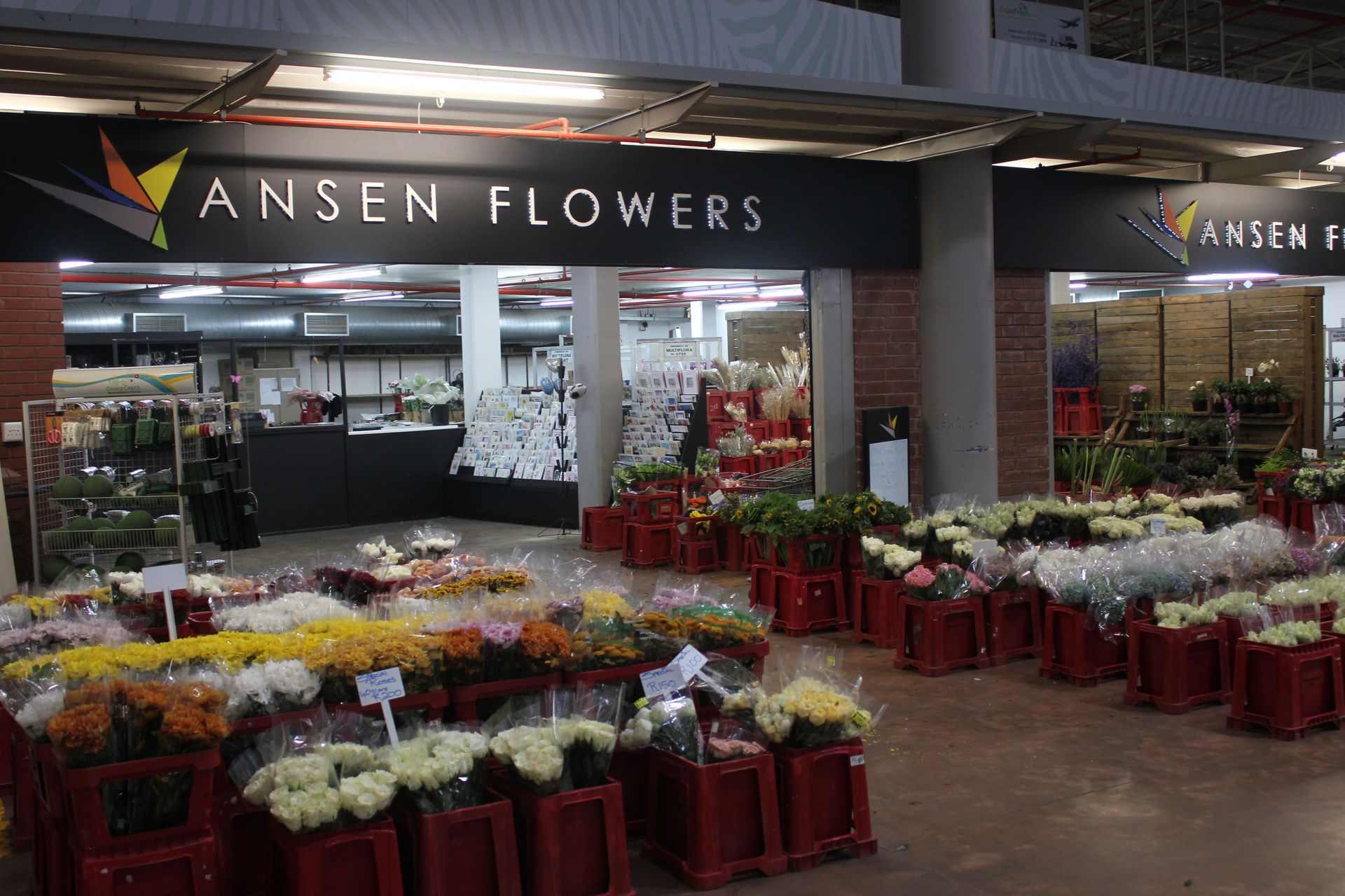 Floral Arrangements at Ansen Flowers | Multiflora
