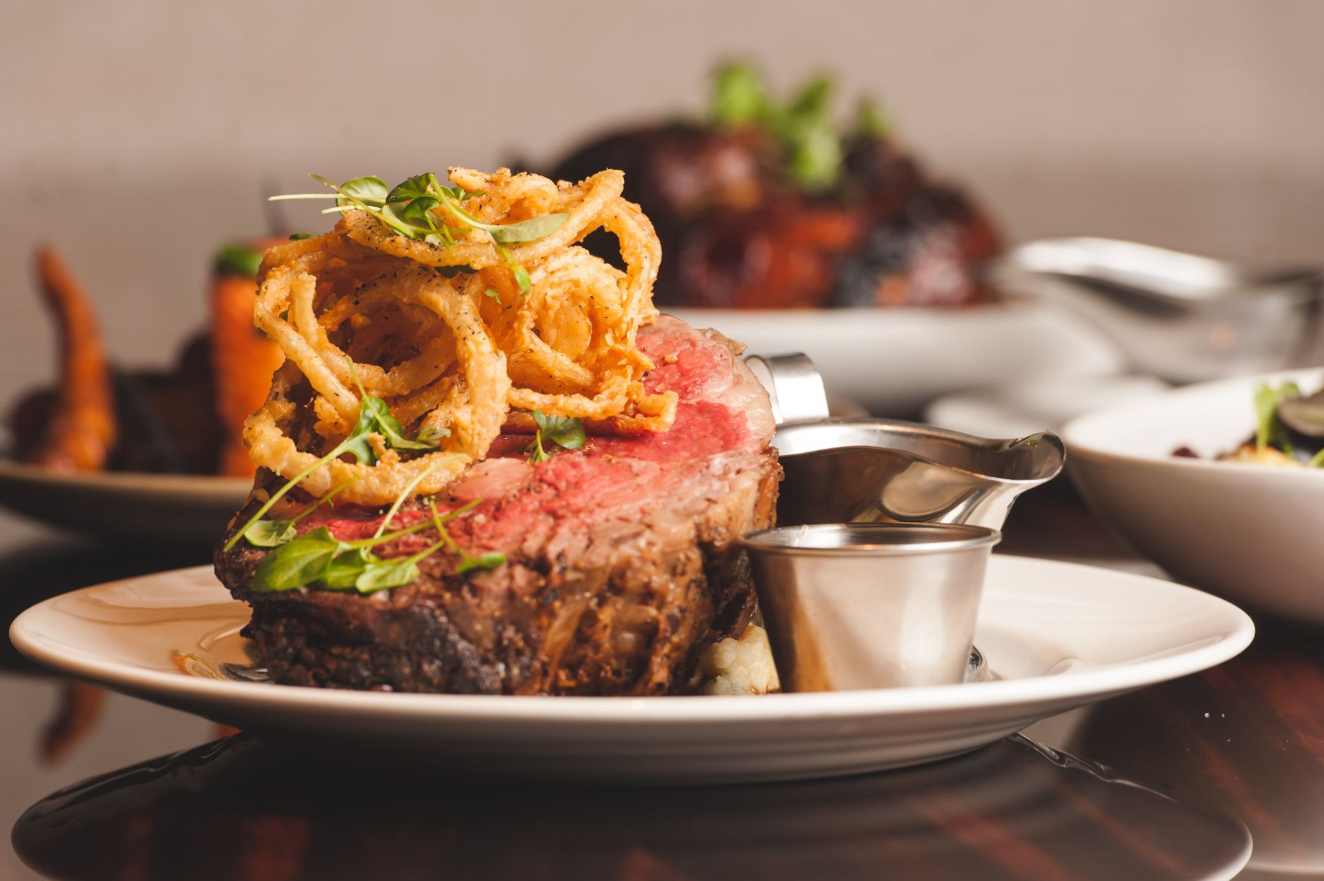 Roanoke Restaurant | Upscale American Tavern In The Loop Chicago