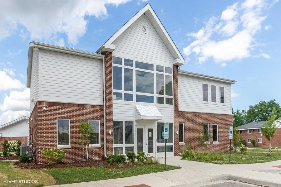 Mount Prospect Greens Apartments - Mt Prospect, Illinois