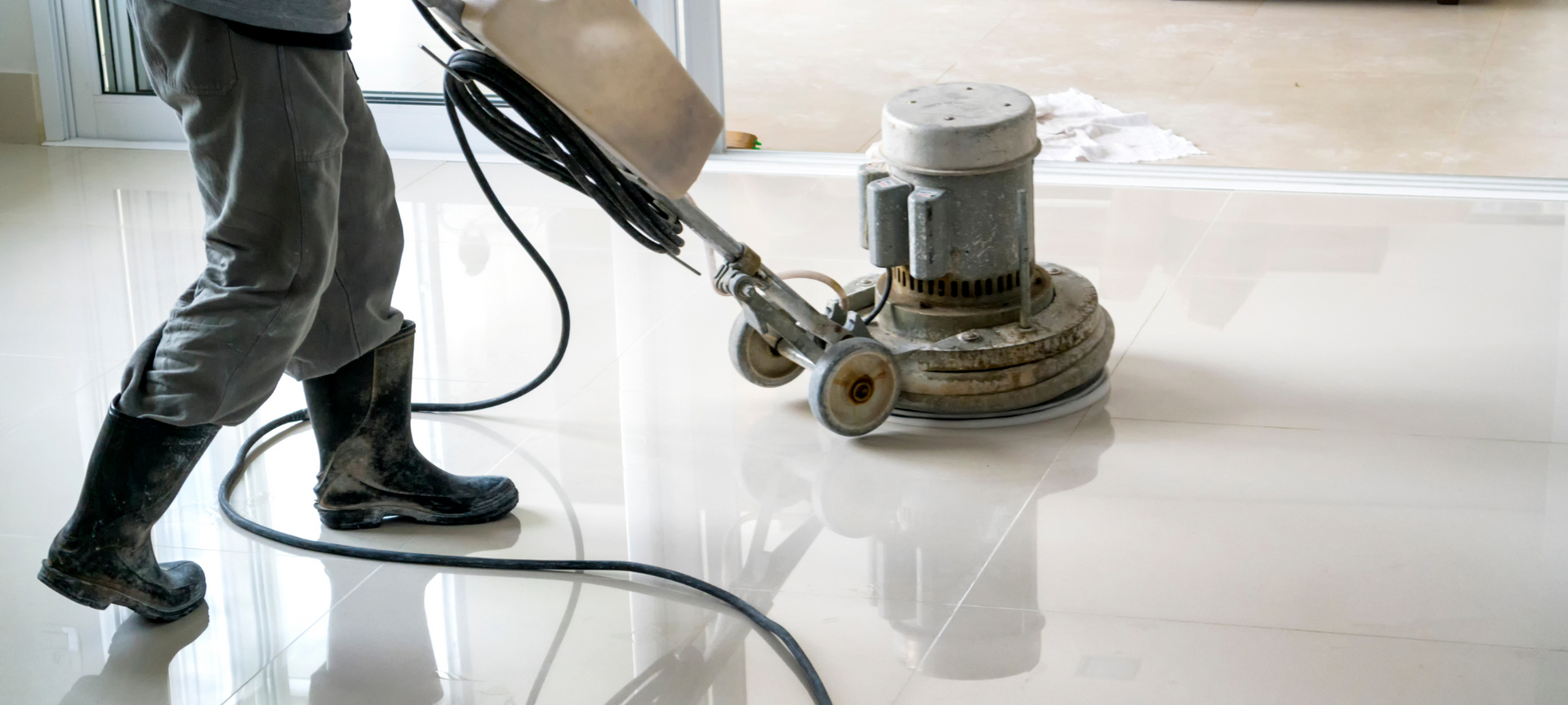 Why Hire a Commercial Cleaning Service? 8 Reasons
