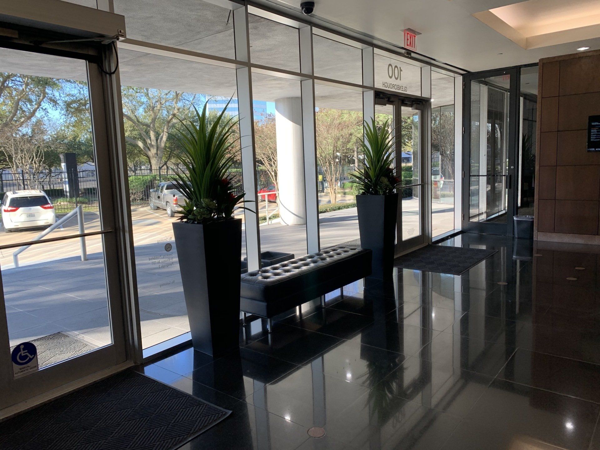 Glenborough Tower 100 Glenborough Dr., Houston, TX 77067