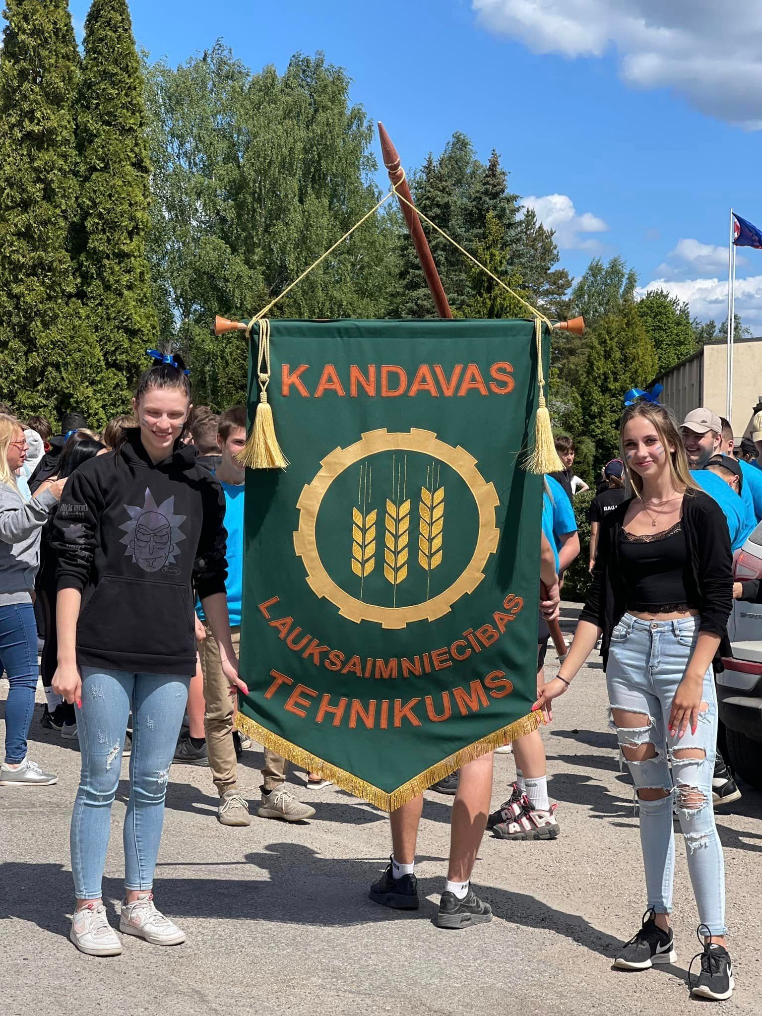 Profesiju dienā jaunieši izmēģina visas tehnikuma specialitātes