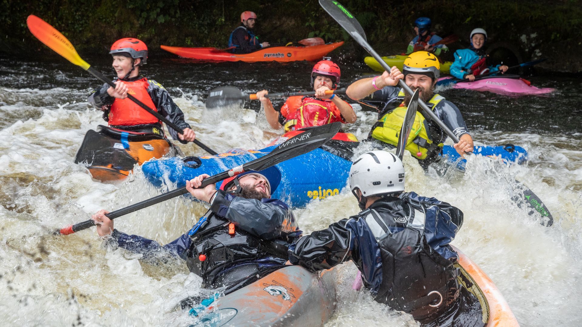 National White Water Rafting Centre - Rafting in Wales