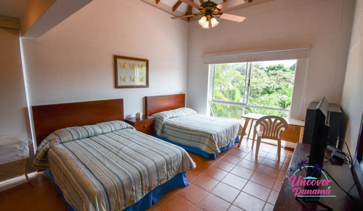 Three-bedroom townhouse just steps from the beach