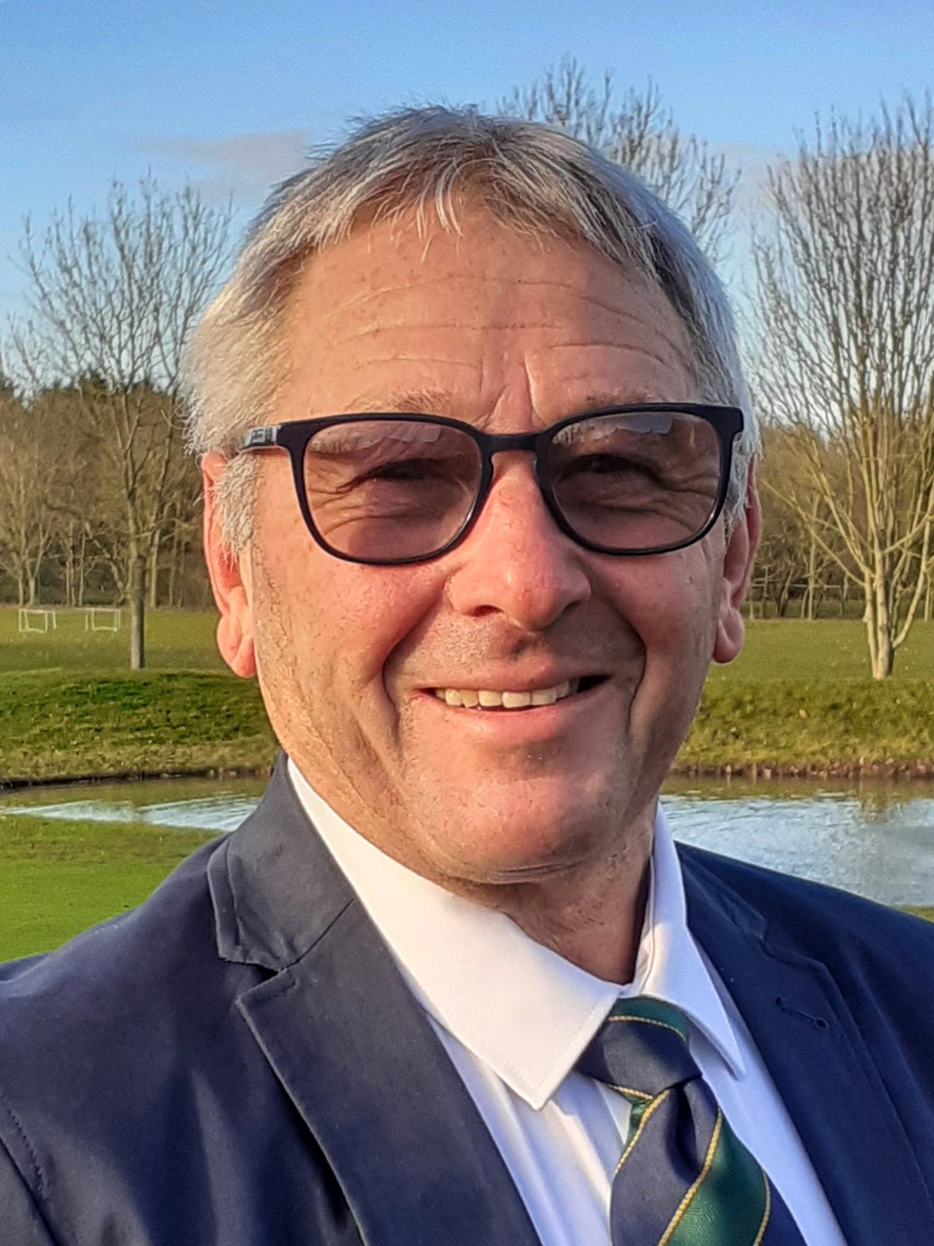 Home [www.seniorsgolfwelton.org.uk]