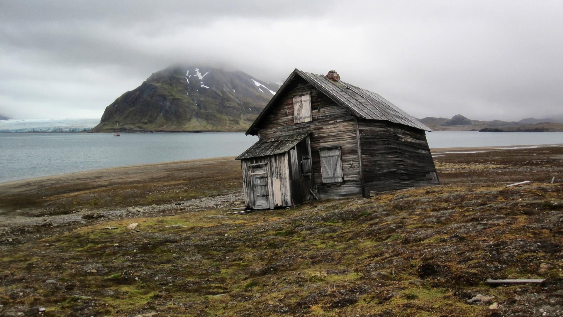 Spitsbergen Isfjord: Facts