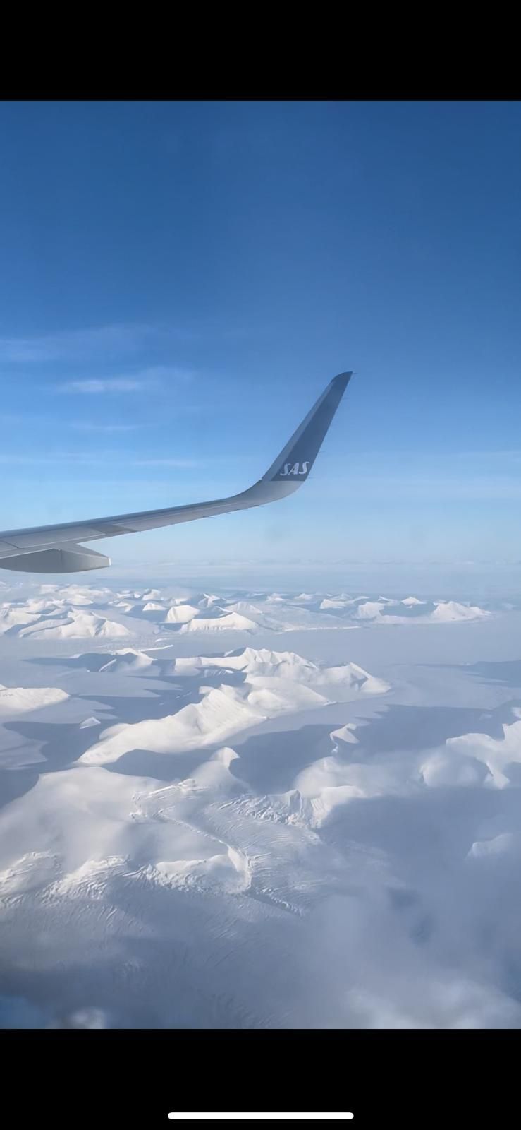 Exploring the Gateway to the Arctic: Flights to Longyearbyen, Svalbard