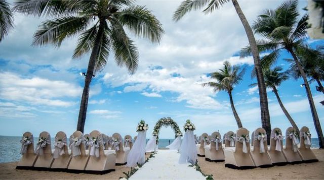 Beach wedding in philippines cost | Honestweddingadvice.com