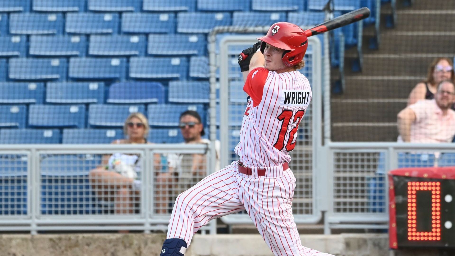 Wright Delivers Walk-Off Hit, Titans Take Series
