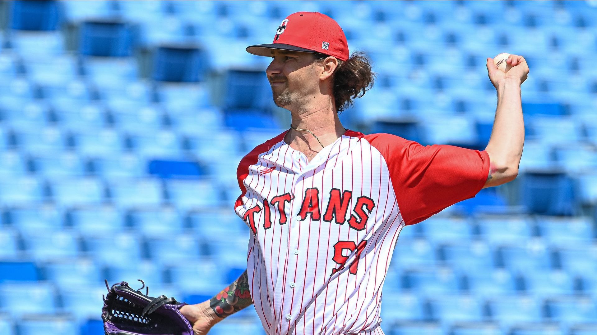 Larson Dazzles as Titans Take Series
