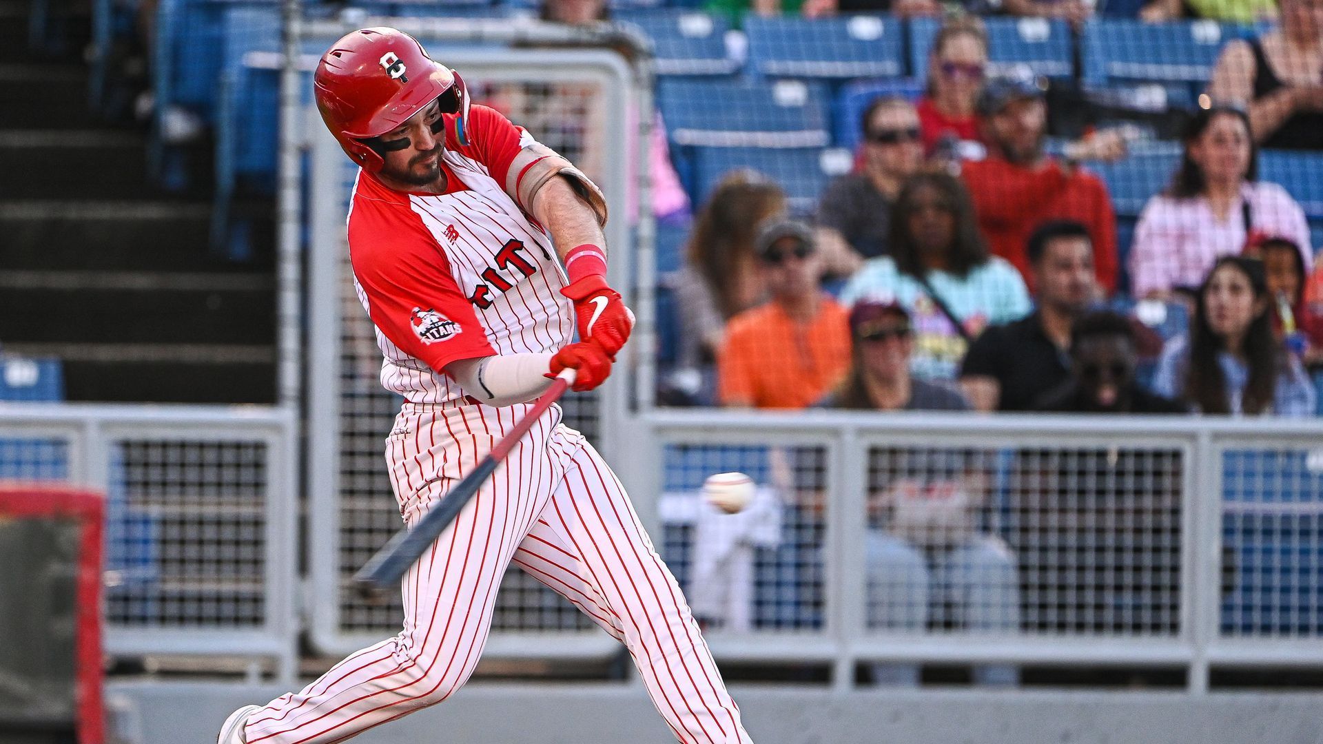 Early Homer, Great Pitching Contribute to Titans Wild Card Win