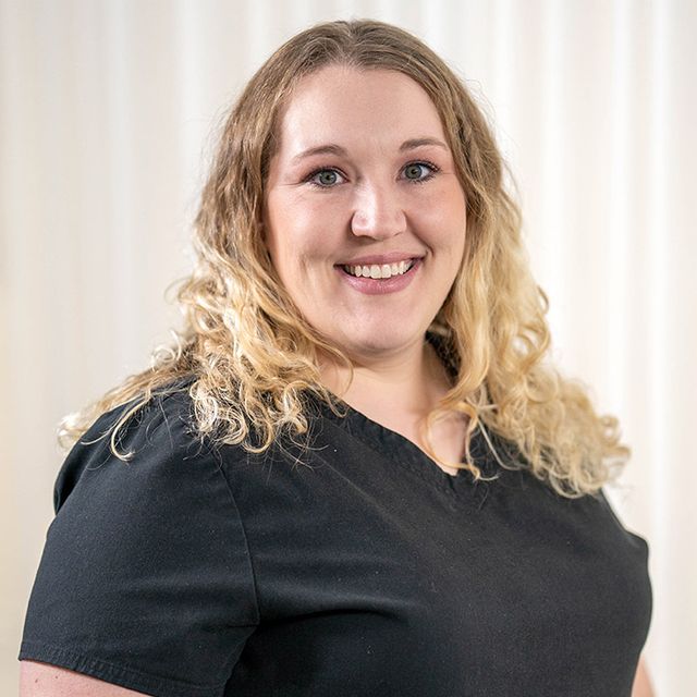 Kimberly Hentges's Instagram, Twitter & Facebook on IDCrawl