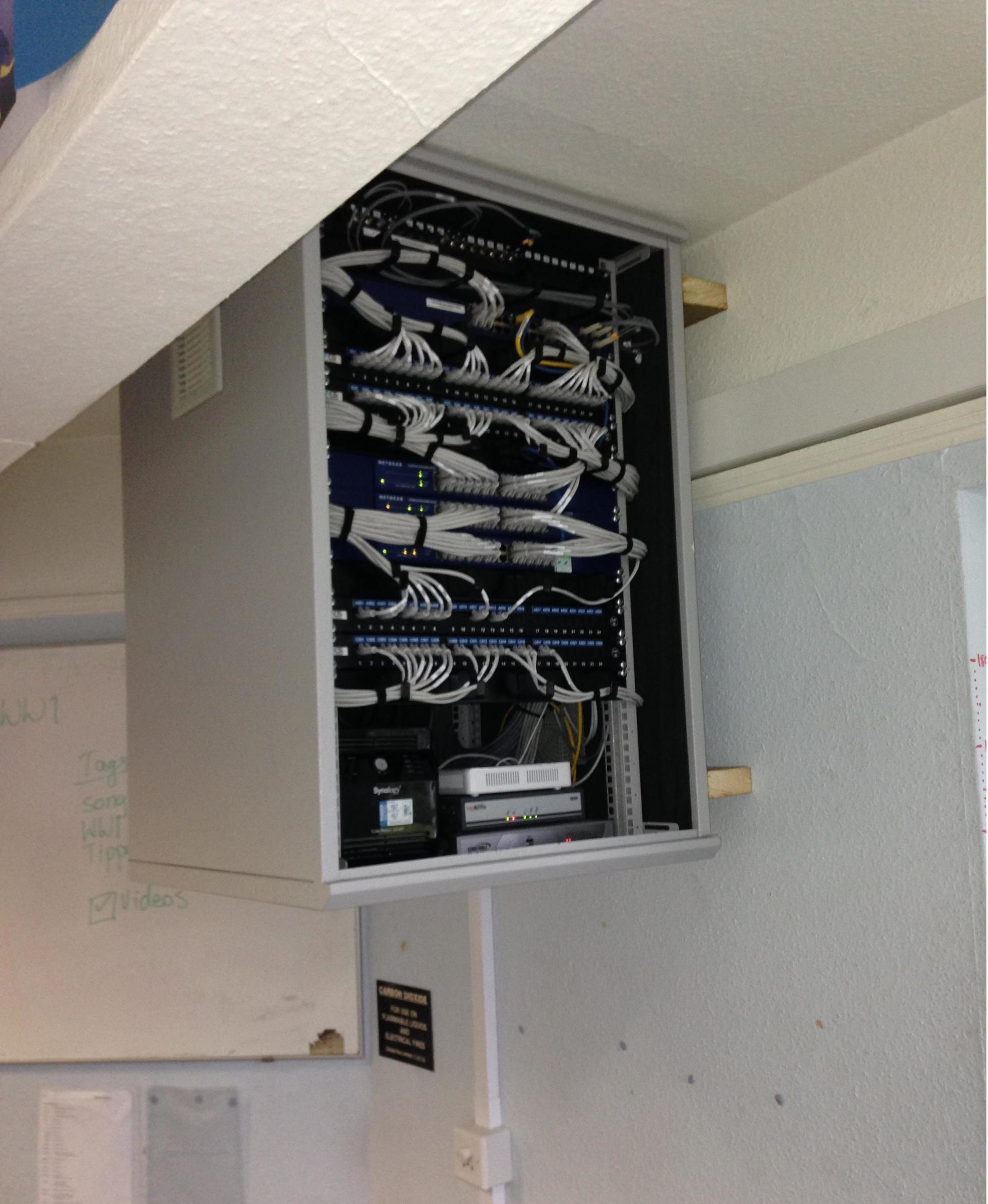 Specialist Network Cabling, Berkshire - Mr Cable