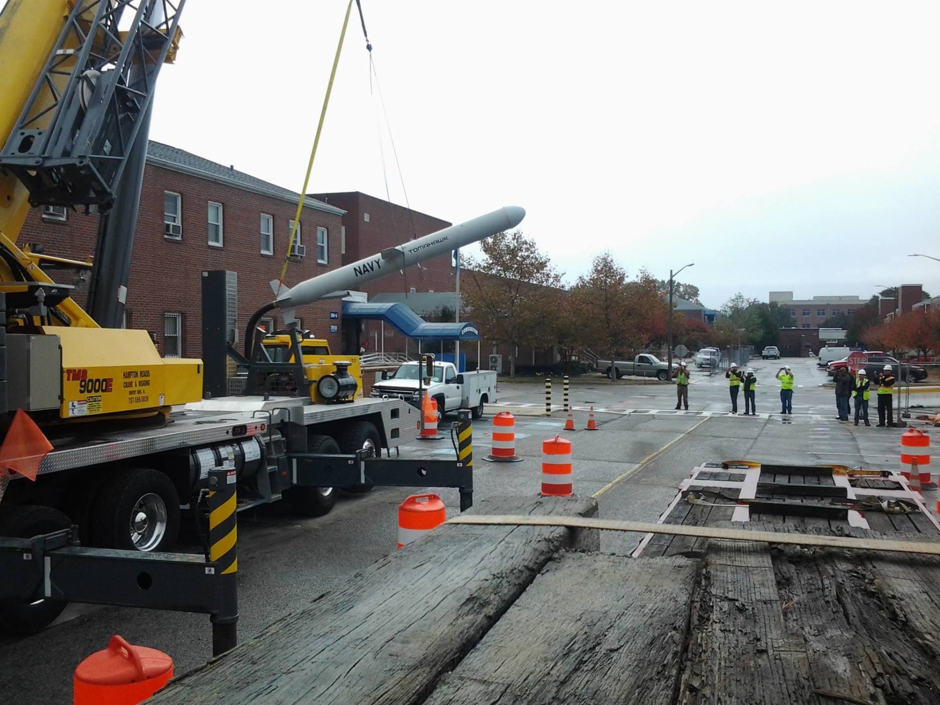 Crane Services | Newport News, VA | Hampton Roads Crane & Rigging Co