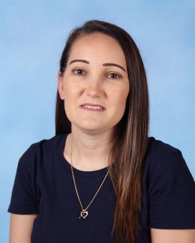 Lisa Morel's Instagram, Twitter & Facebook on IDCrawl