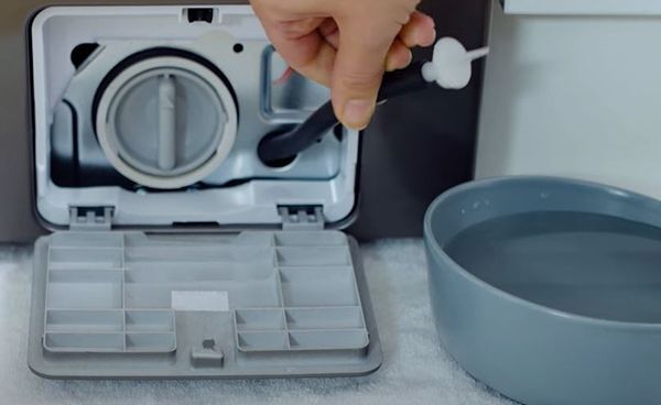 Samsung Front Load Washer Smells Bad? Here’s How to Clean It