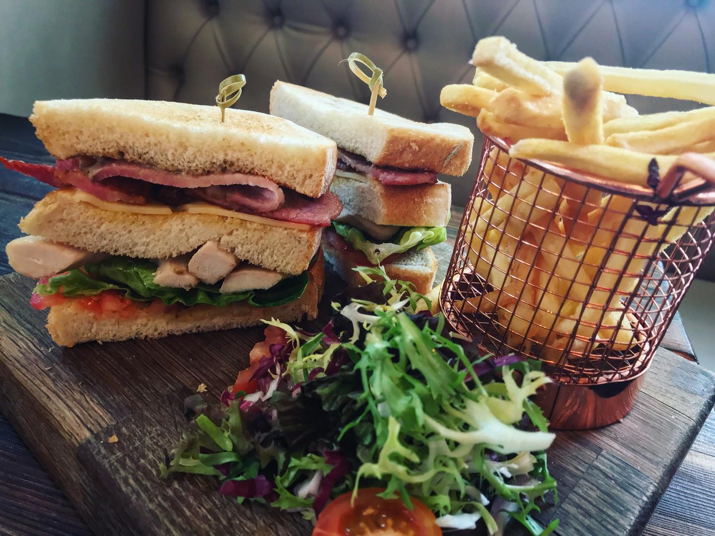 home | tipple | bar & eatery | ainsdale