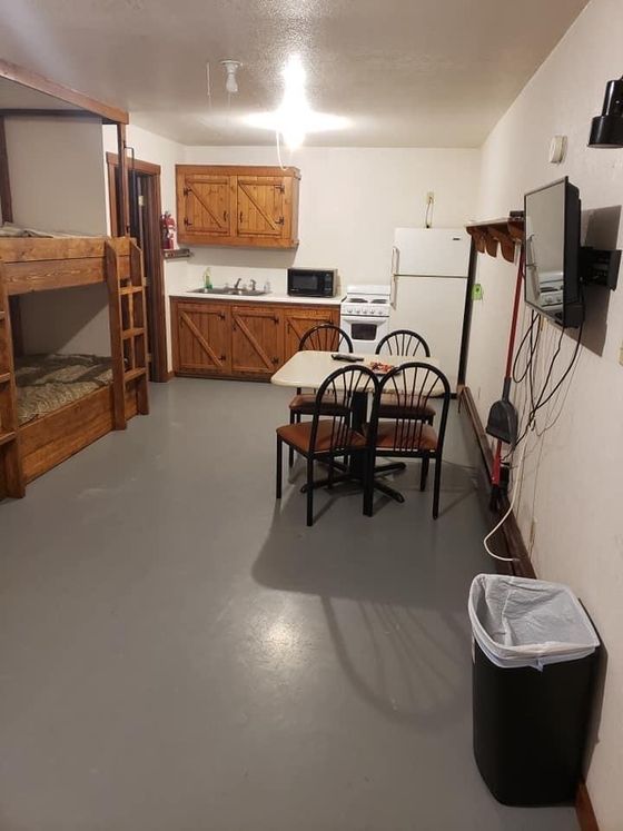 Home | K&M Bison Lodge and Outfitters