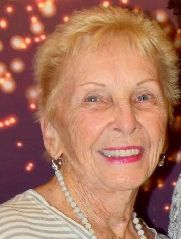 Nancy Edwards's Instagram, Twitter & Facebook on IDCrawl