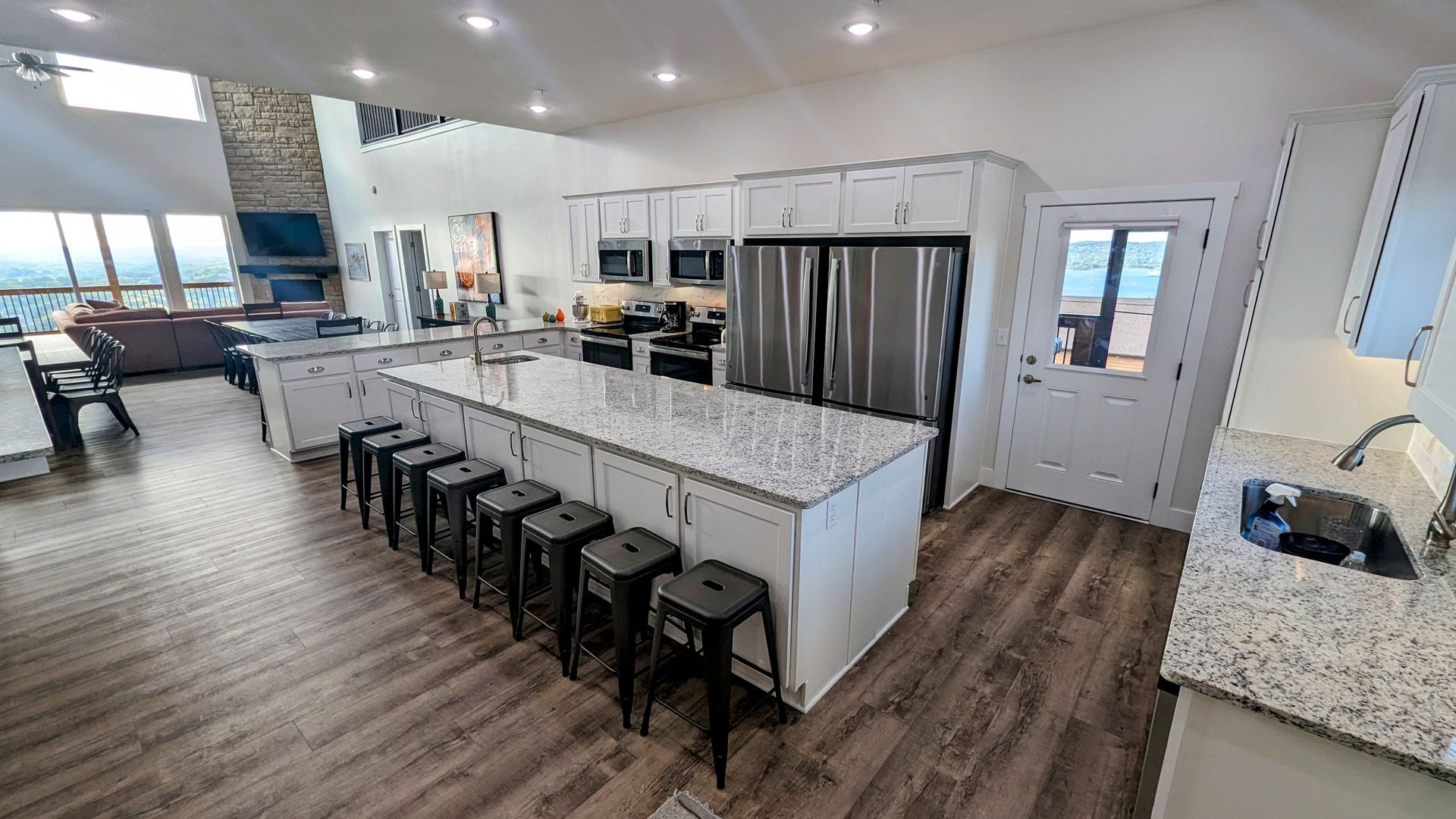 Red Cub Lodge - Lodge