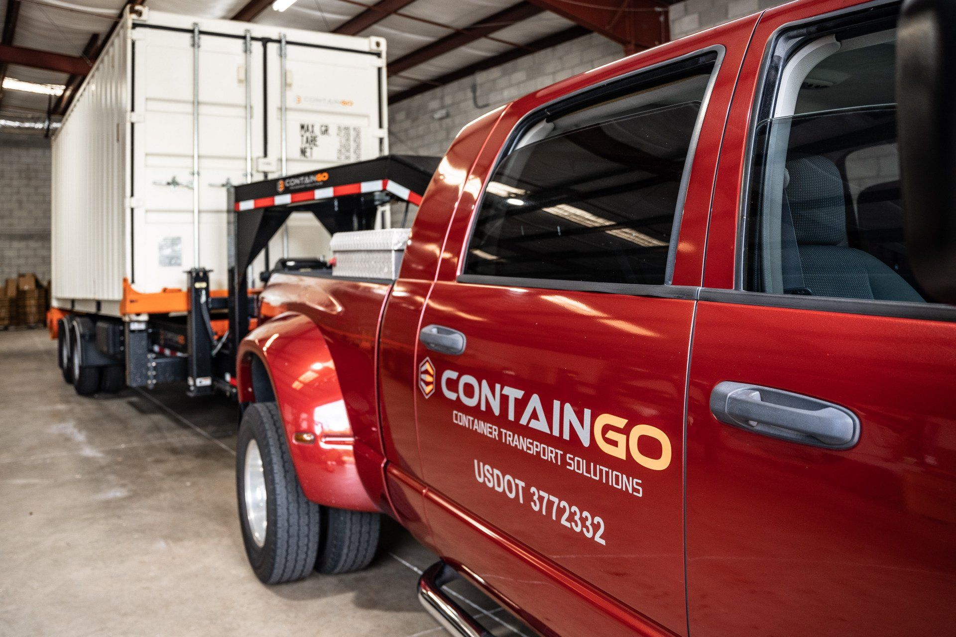 Side-Shift, Self-Lifting Container Trailer | ContainGo