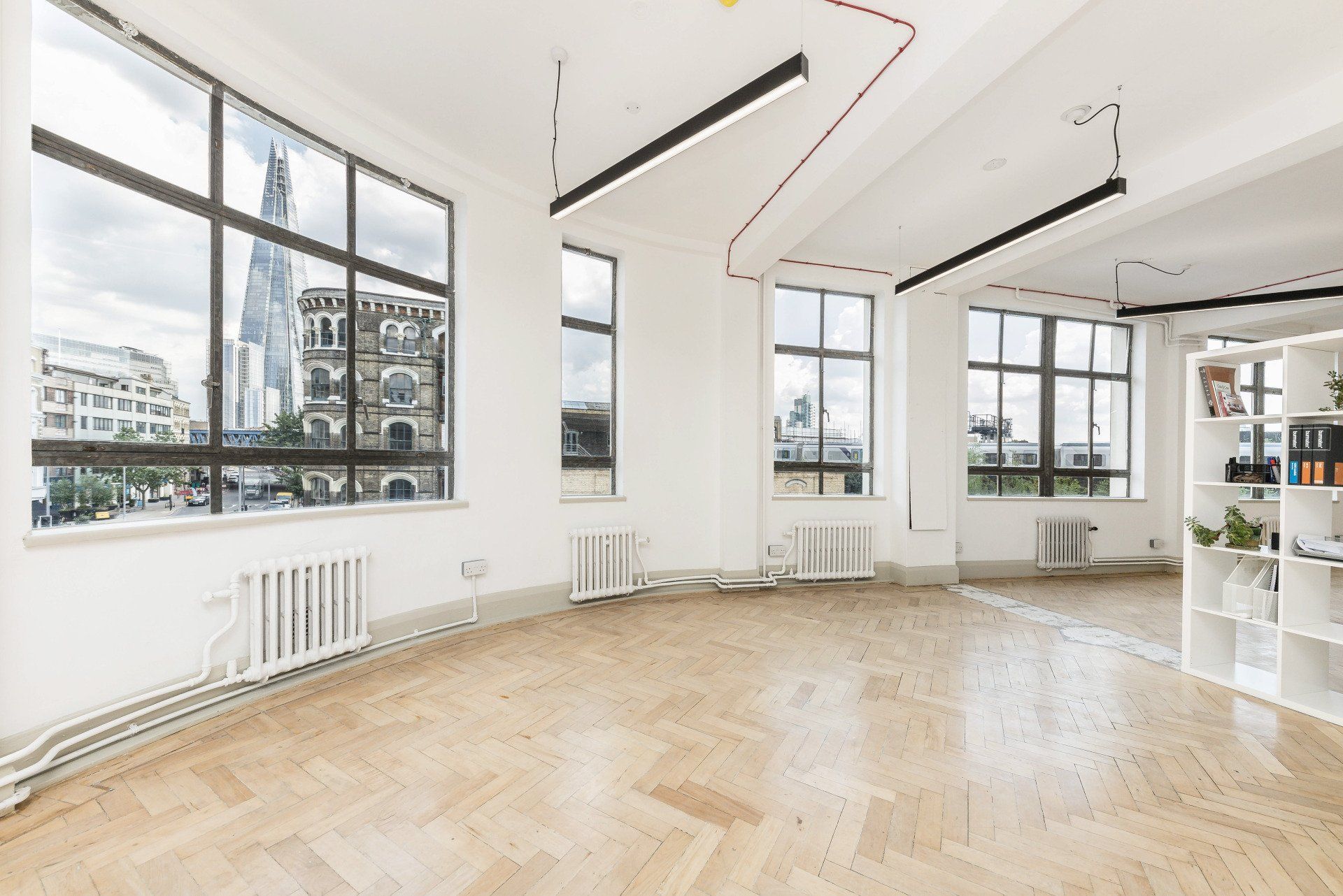 Home [www.southwarksquare.com]