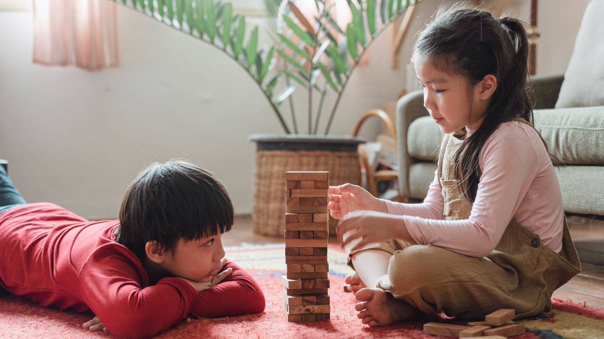 Four Family-Friendly Indoor Games to Play Over the Weekend