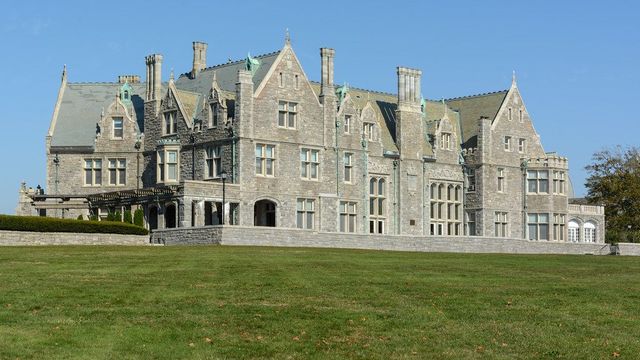 Branford castle wedding | Beachweddingtips.com