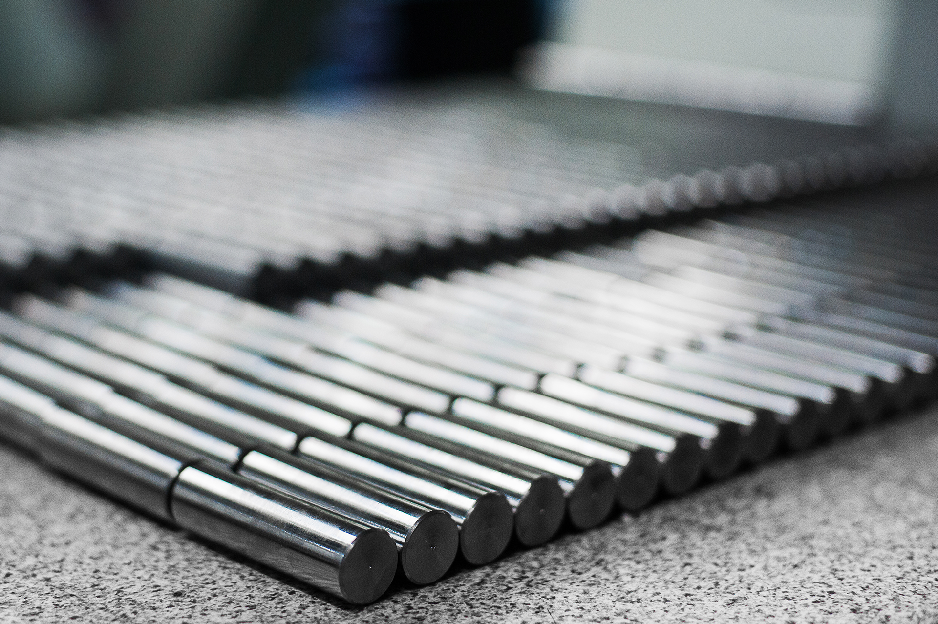 Centerless Ground Bar vs. Precision Machined Bar | Stainless Steel Bar ...