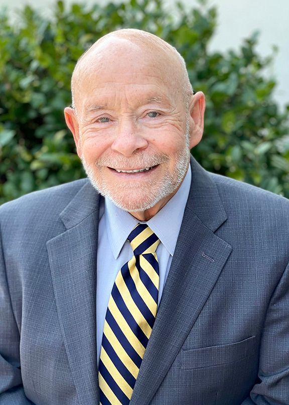 Julie Pugh's Instagram, Twitter & Facebook on IDCrawl