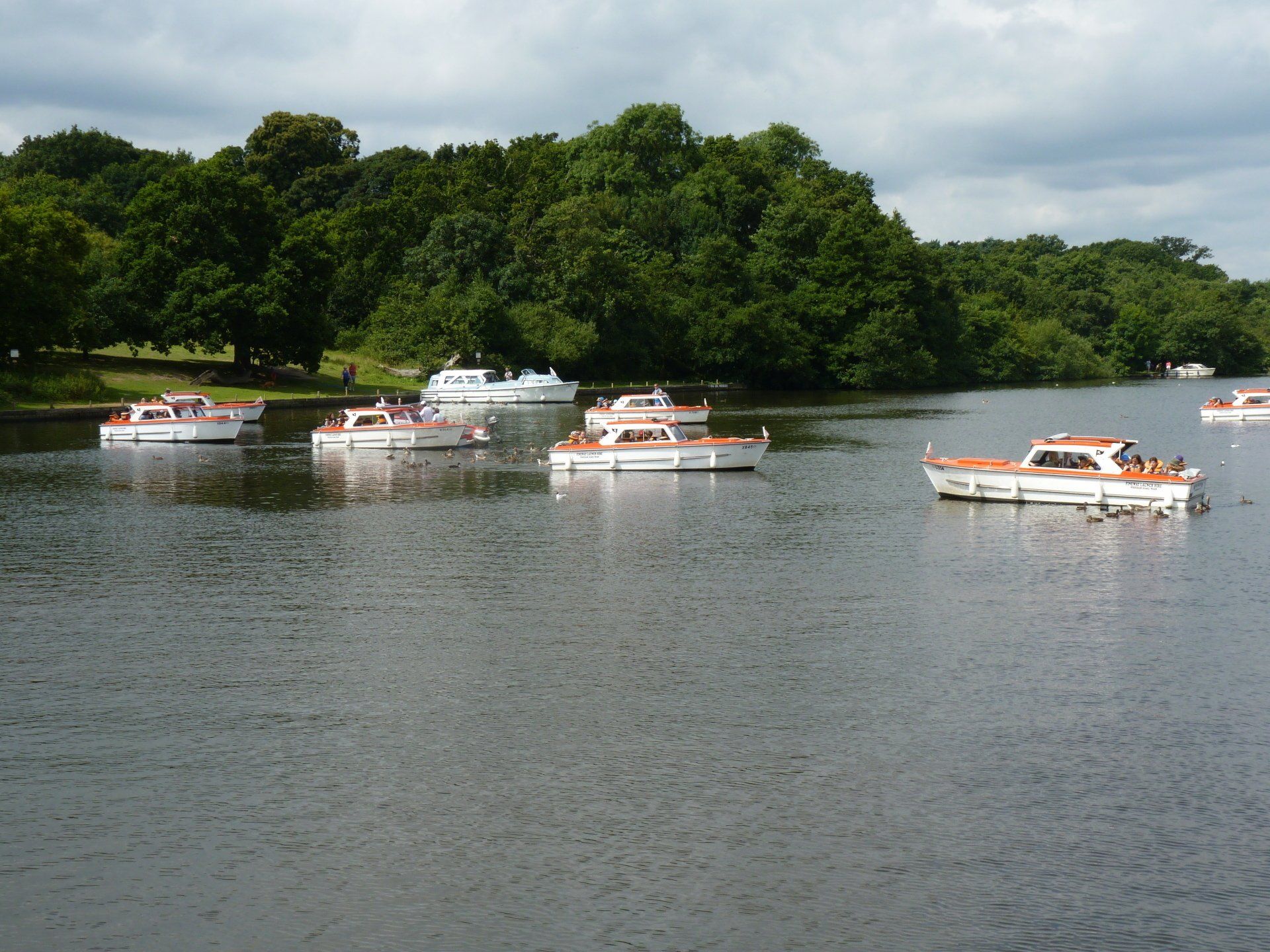 Norfolk & Suffolk Tourist Attractions - Norwich, Norfolk - Boating
