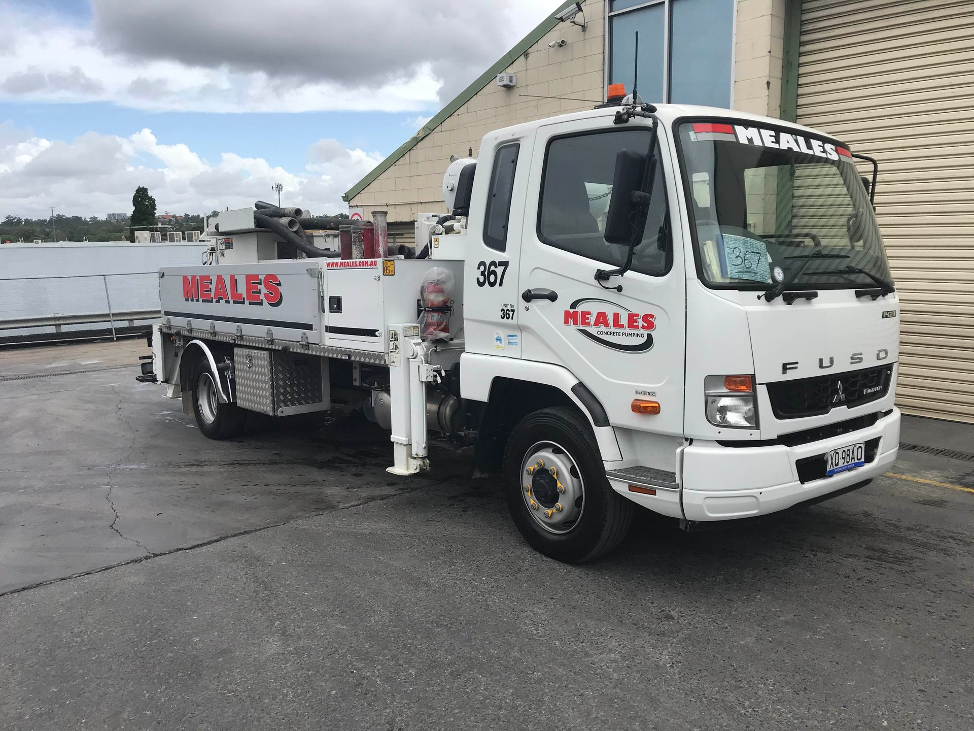 Concrete line pump hire | Meales Concrete Pumping