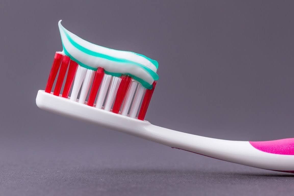Questions to Choose Toothpaste | Henderson Family Dentistry