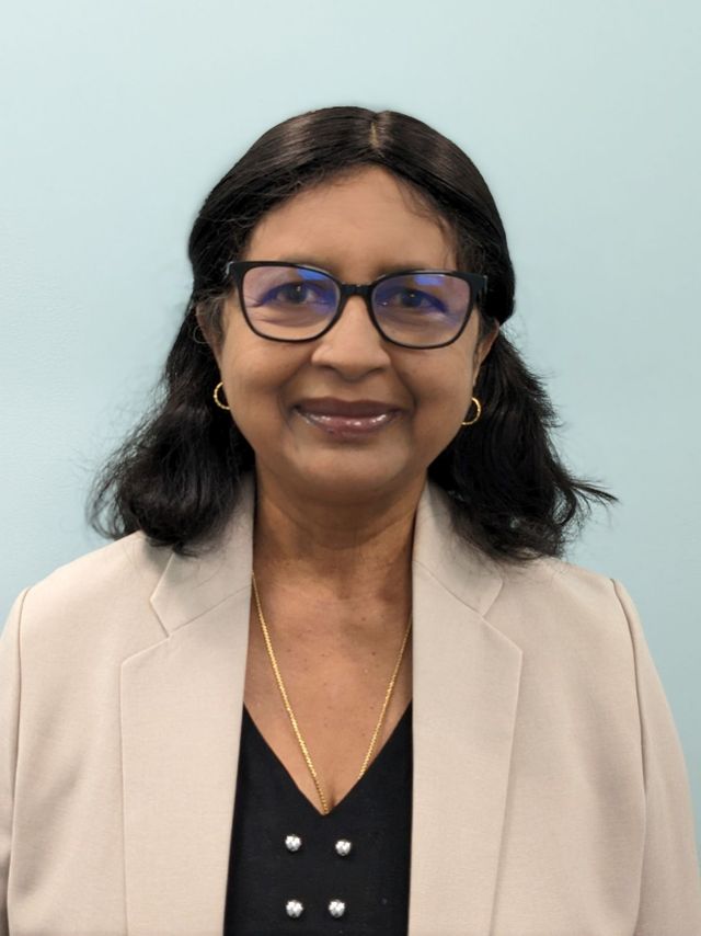 Lisa Dawes's Instagram, Twitter & Facebook on IDCrawl