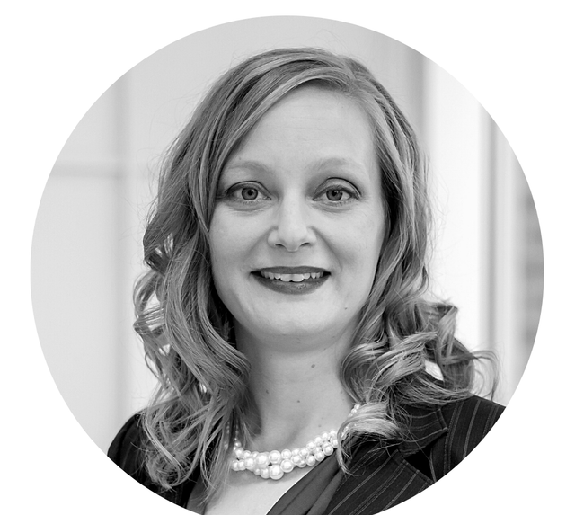 Julie Fielding's Instagram, Twitter & Facebook on IDCrawl