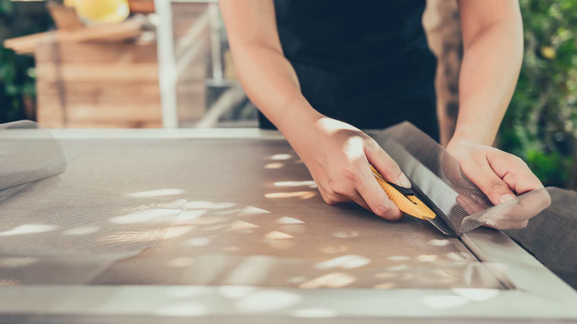 Mobile Window Screen Service | Screen Master