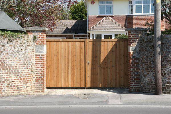 Hardwood gates | Poole | Dorset