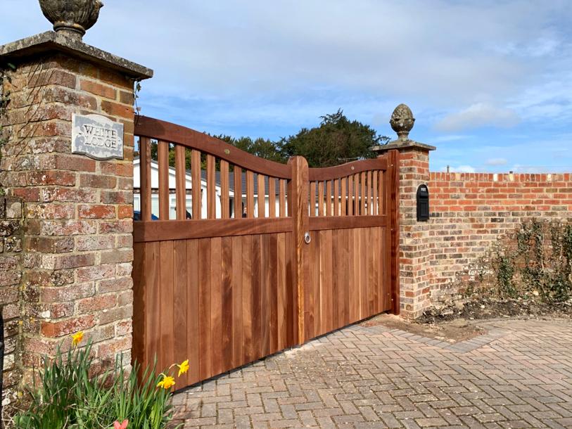 Bespoke Hardwood Gates | Handcrafted in Dorset