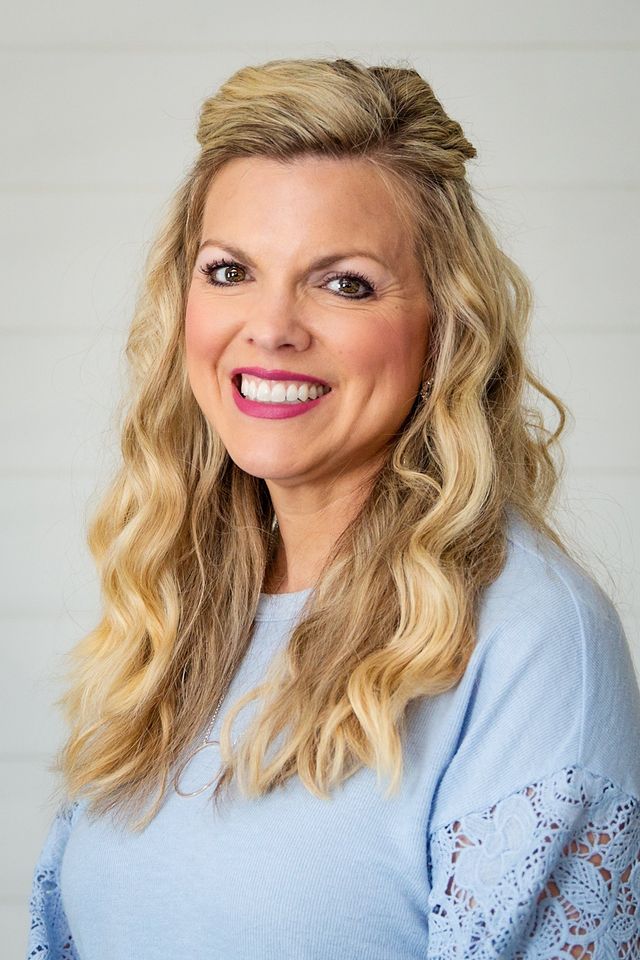 Melissa Sanders's Instagram, Twitter & Facebook on IDCrawl